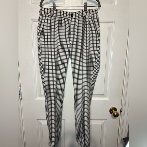 CAbi | Pants & Jumpsuits | Cabi Black And White Checkered Pants Size 8 ...